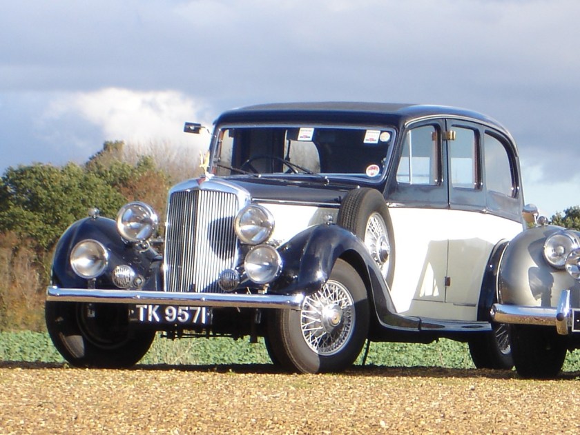 The Silver Crest – Alvis Archive
